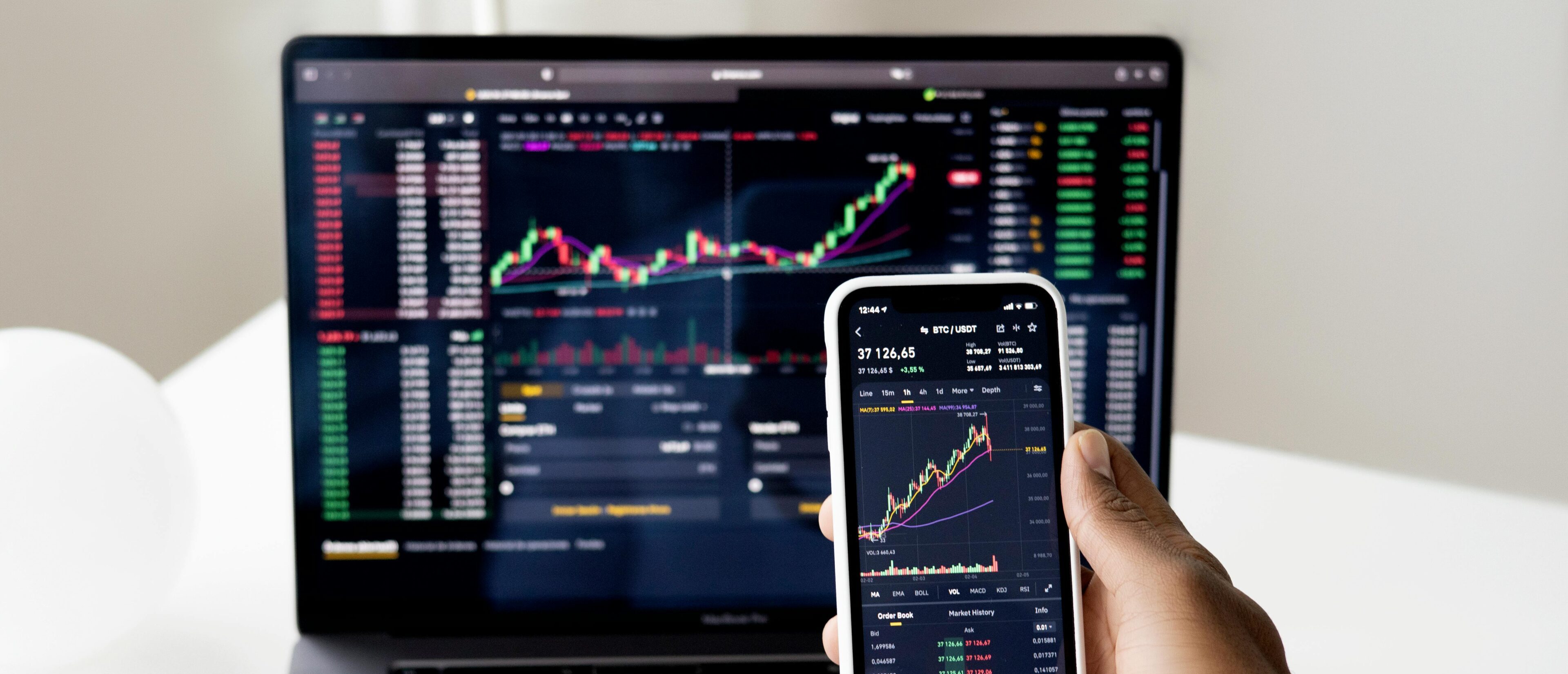 The LBMA Price Fix: Explained - Tavex Bullion